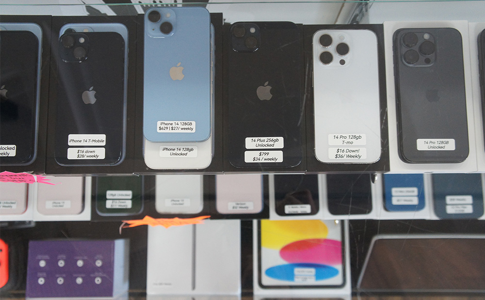 Save Money and the Environment: Opt for Phone Repair Over Replacement ...